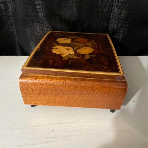 Reuge | Accents | Vintage Reuge Musical Wooden Box Floral Plays The ...